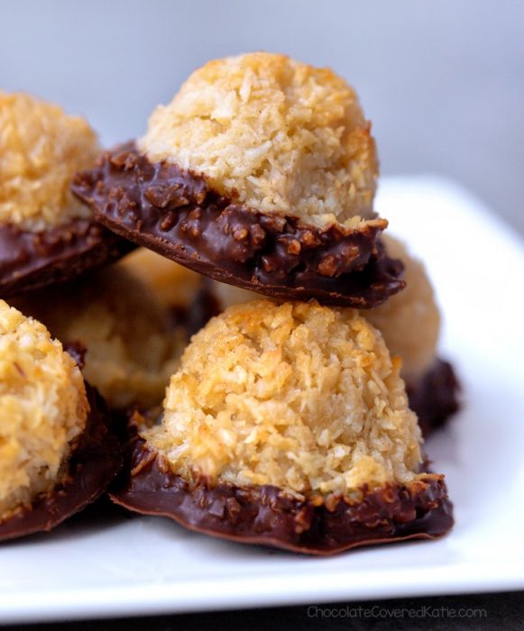 Peanut Butter Macaroons - Chocolate Covered Katie