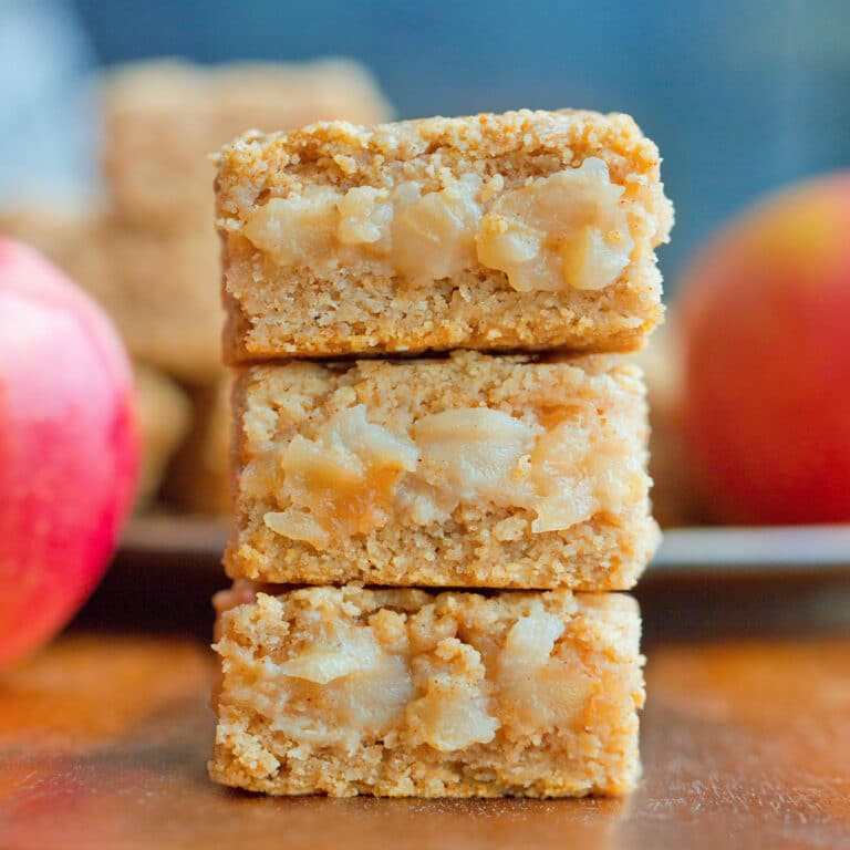 Apple Crumble Bars - Chocolate Covered Katie
