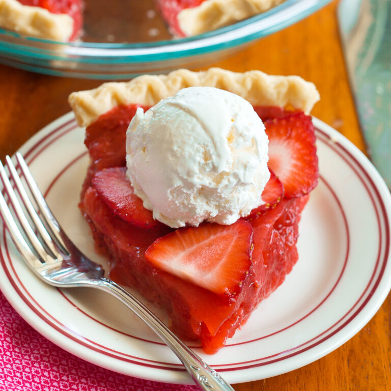 Strawberry Pie Recipe - Easy and Delicious! + VIDEO