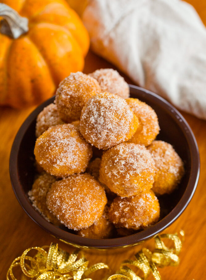 Pumpkin Donut Holes - Chocolate Covered Katie