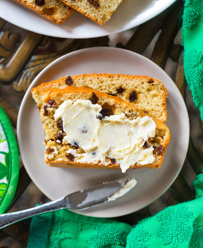 Vegan Irish Soda Bread - Chocolate Covered Katie