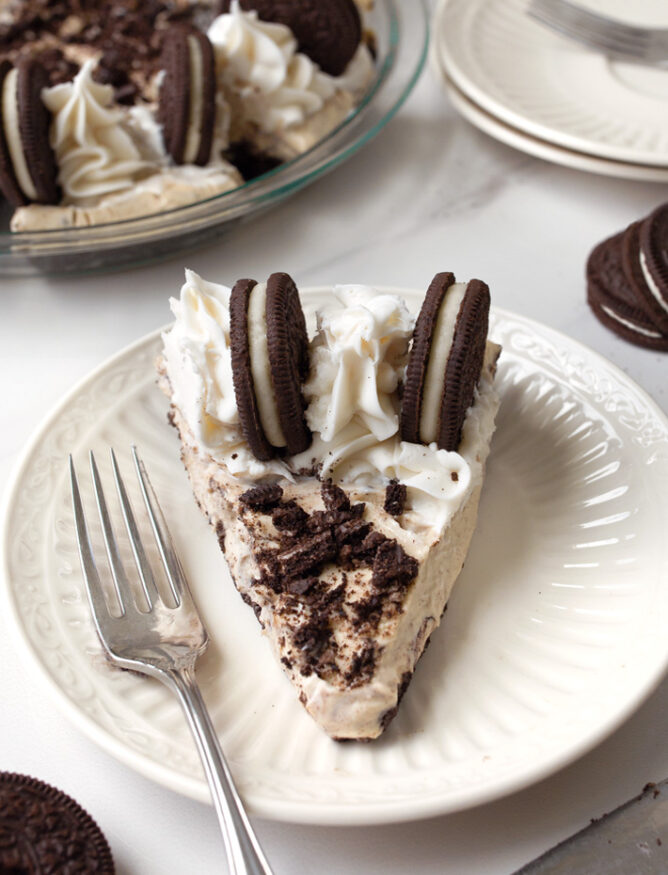 No Bake Oreo Cheesecake - Easy Recipe (Just 7 Ingredients)!