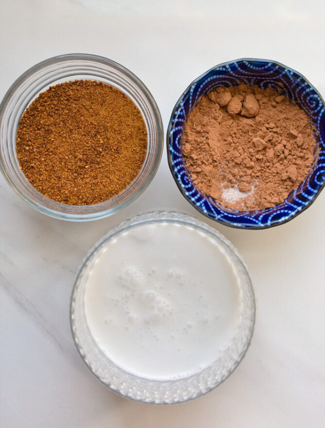 Chocolate Pudding Pops - Chocolate Covered Katie