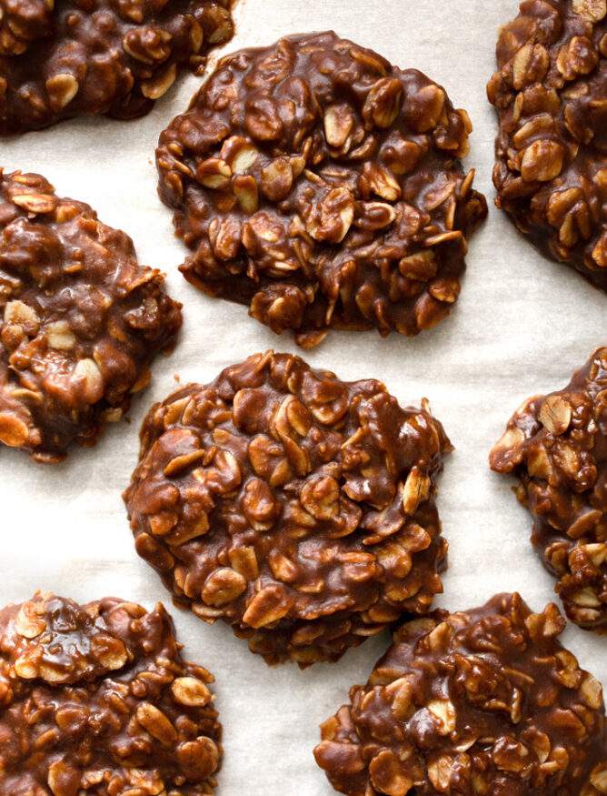 Chocolate No Bake Cookies - The Best Recipe (Just 8 Ingredients!)